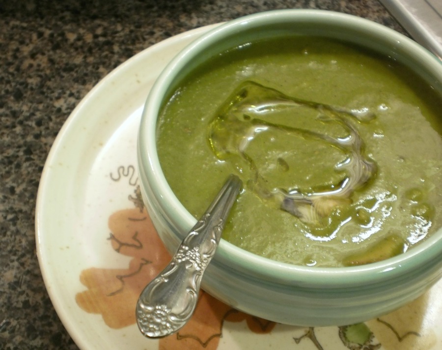 Carrie S. Forbes - Gingerlemongirl.com: Anna Thomas' Green Soup