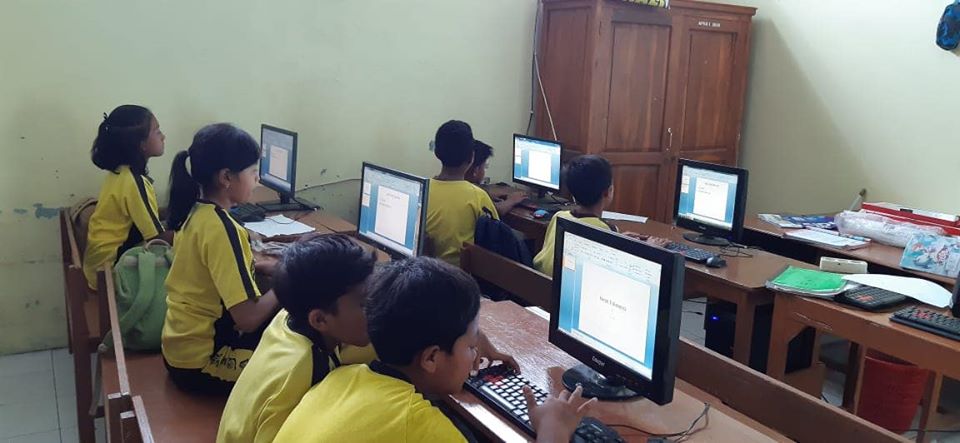 SD NEGERI GETASAN: Ruang Laboratorium Komputer