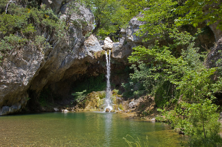 Travel Tips: Εκδρομή στους καταρράκτες της Δρυμώνας.
