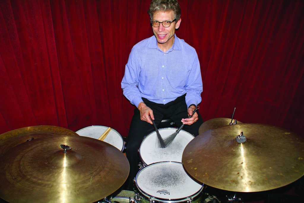 FOUR ON THE FLOOR: John Riley en Italia