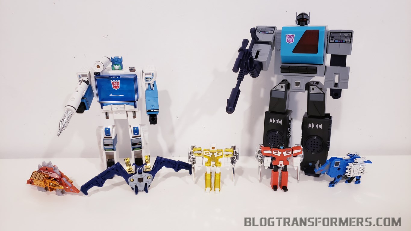 Blog Transformers.com: e-hobby SG Soundwave vs SG Blaster