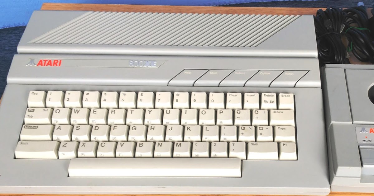 Retro Ordenadores Orty: Atari 800XE (1985)