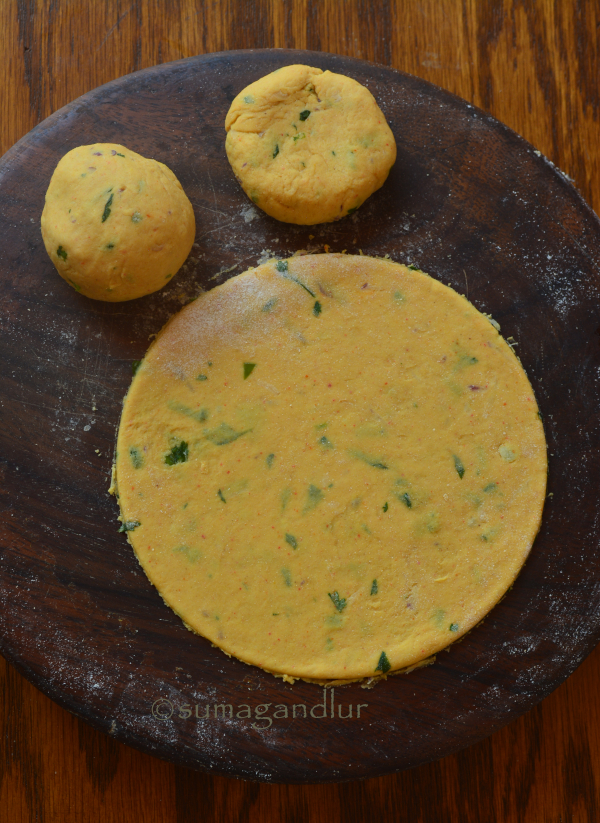 Veggie Platter: Indian Bread Series ~ Tikar Roti / Tikkar Roti