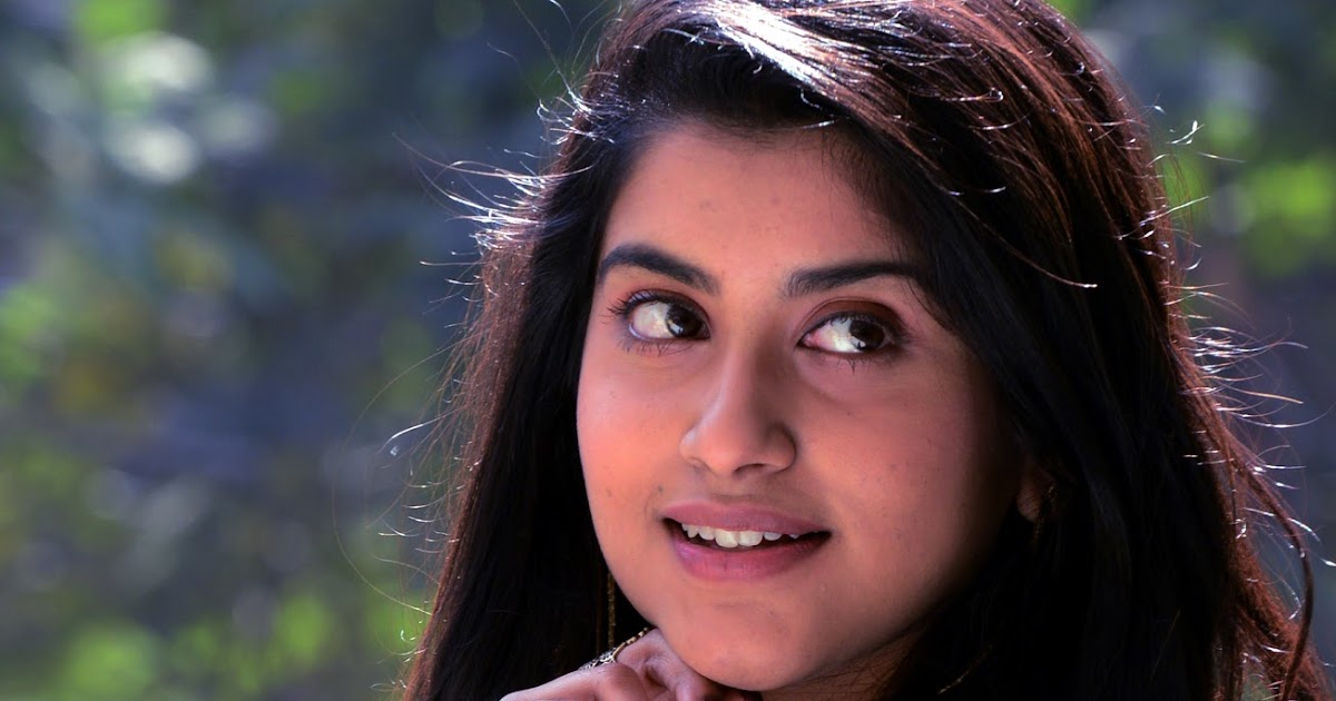 Heroin MANISHA RAJ Hot Stills - Catura News