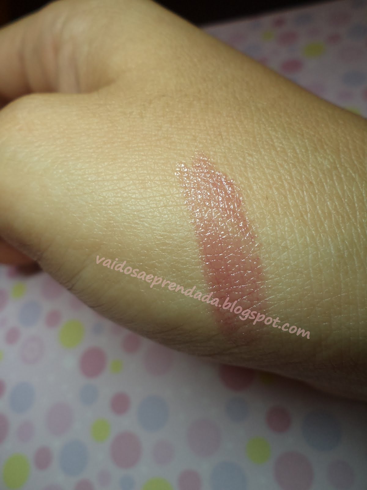 Vaidosa e Prendada: Resenha: Batom Color Trend Morango Choque da Avon