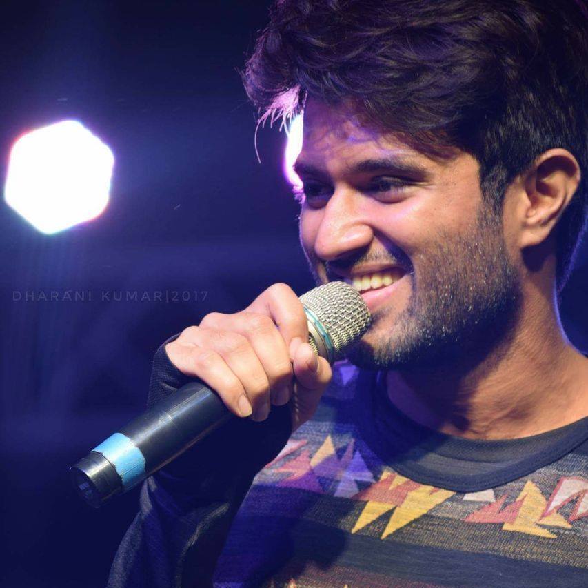 100+ Vijay Devarakonda Latest HD Images from Photoshoots 2020 ...