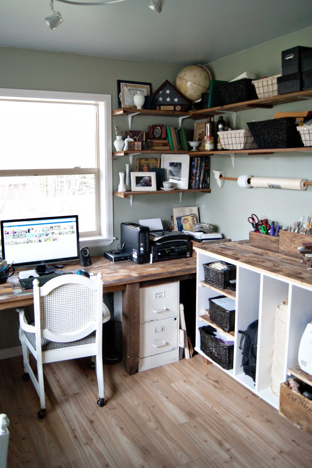 Practically FREE Office Desk {part 2} | Averie Lane: Practically FREE ...