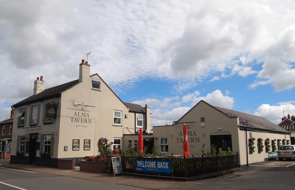 Shove it, Chuck it, Toss it...: Alma Tavern, Worcester