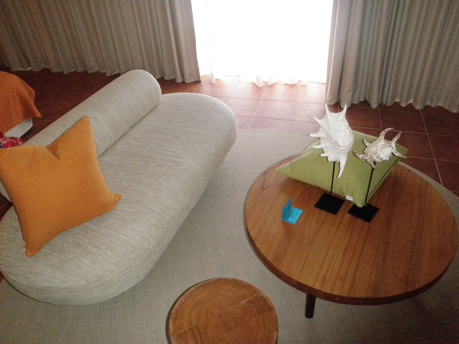 Saipan: Teaching, Living, & Recreation: Saipan Hotel Review Blog
