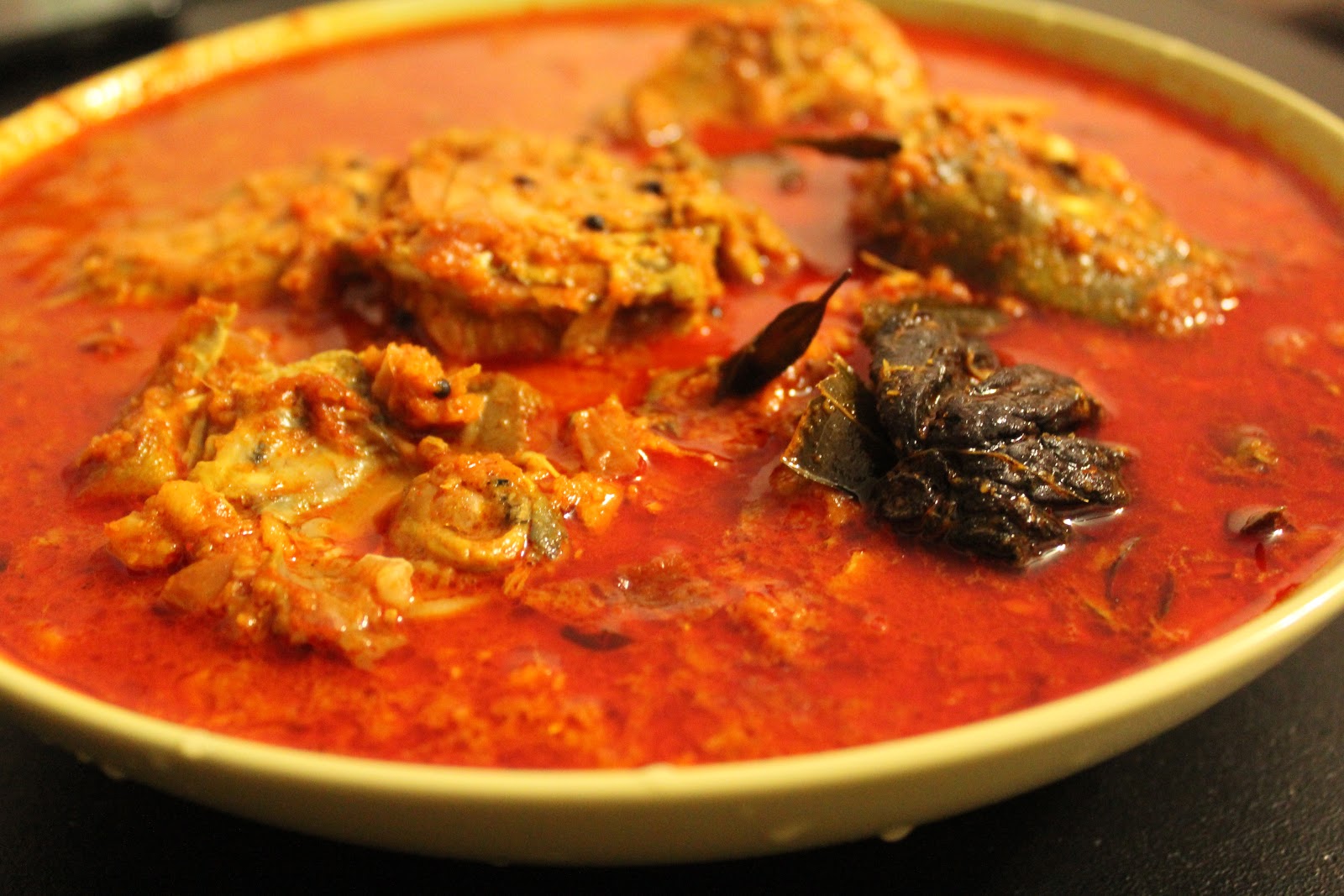 MEEN THALA CURRY\Fish head curry