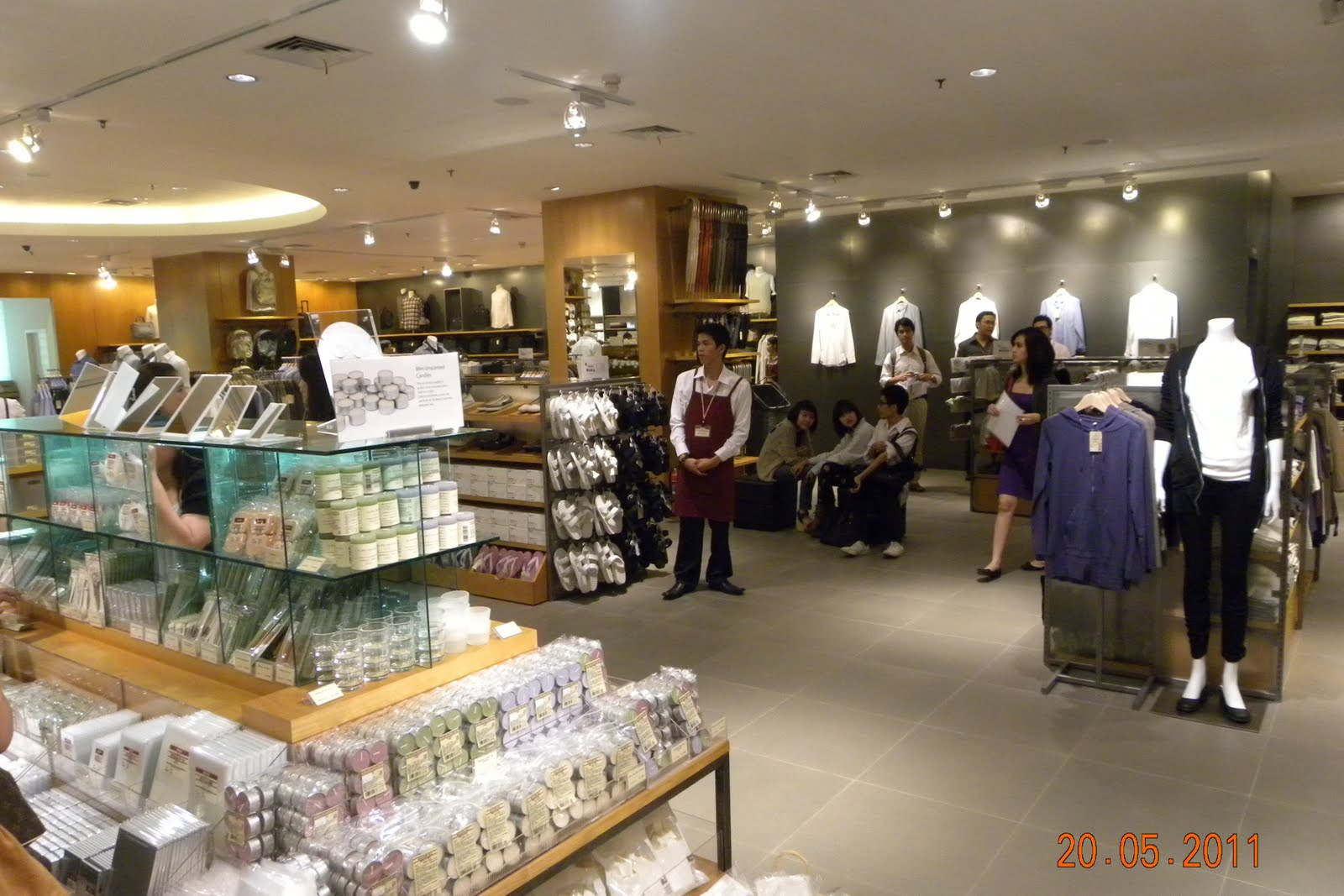 Grand Opening MUJI | london loothing 2011