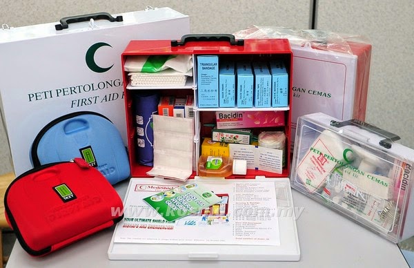 NADI IMAN MEDICAL 0351919657: Satu Rumah Satu "First Aid Kit"
