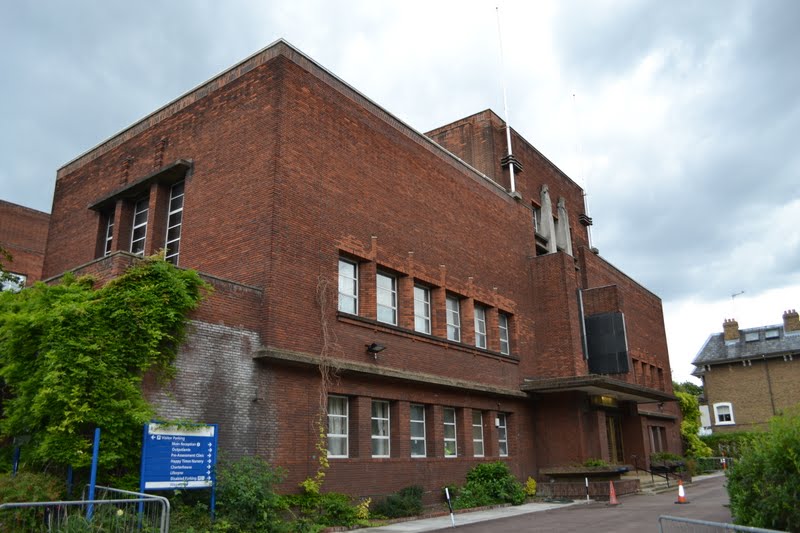 Worth a Shot: Royal Masonic Hospital: Ravenscourt Park