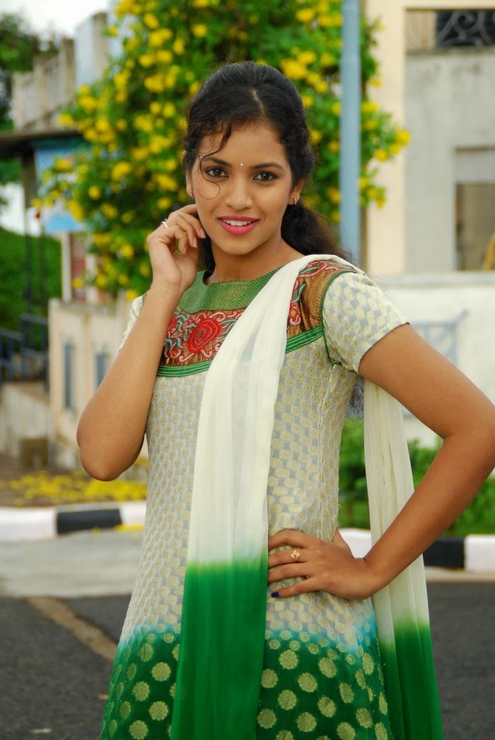 Actress Gowthami Chowdary Latest Stills - Cine Gallery