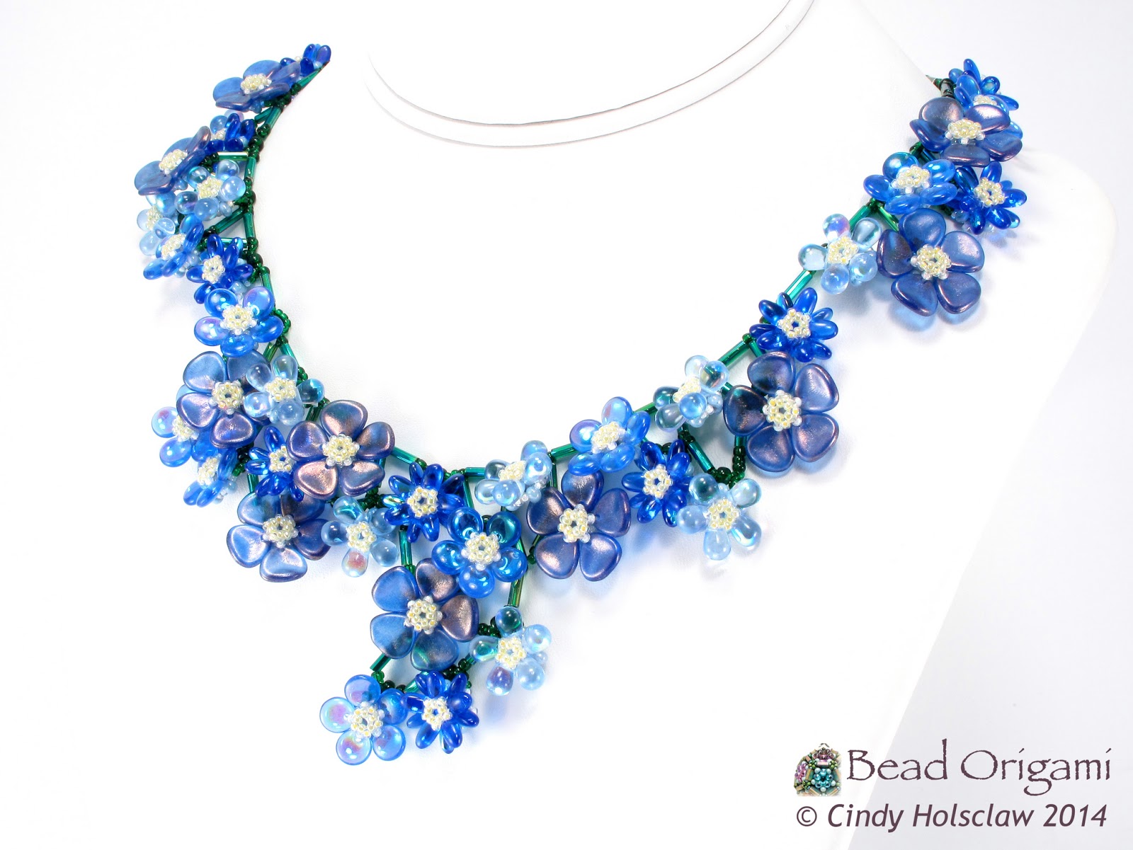 Bead Origami: Forget Me Not Bouquet Necklace