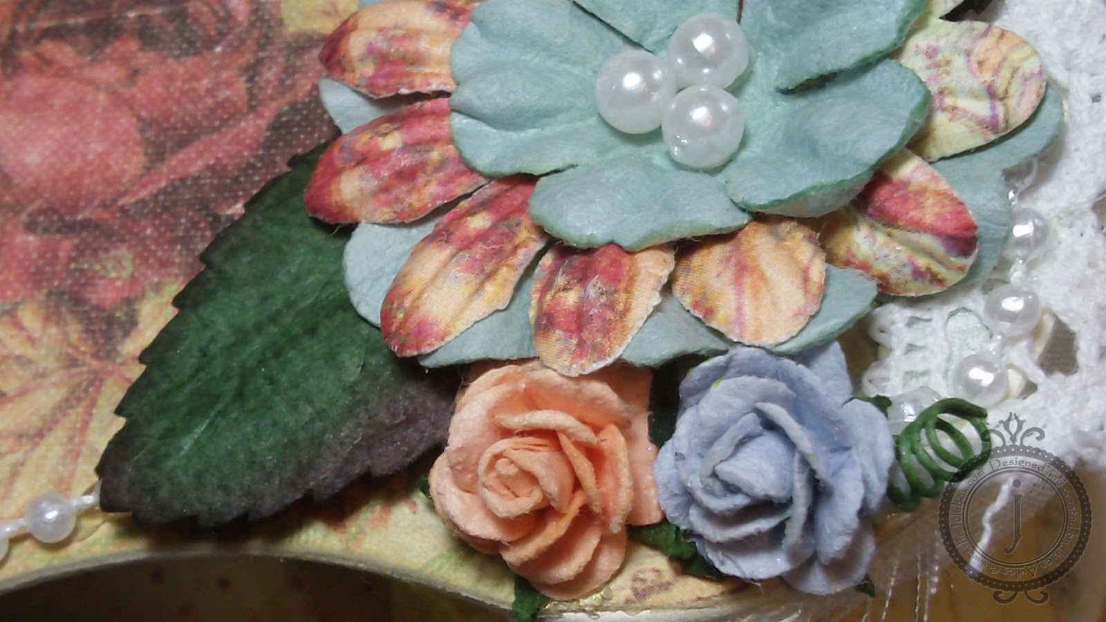 “Victorian Cameo” Album! Custom Accucut die! – The Jule Box Studios