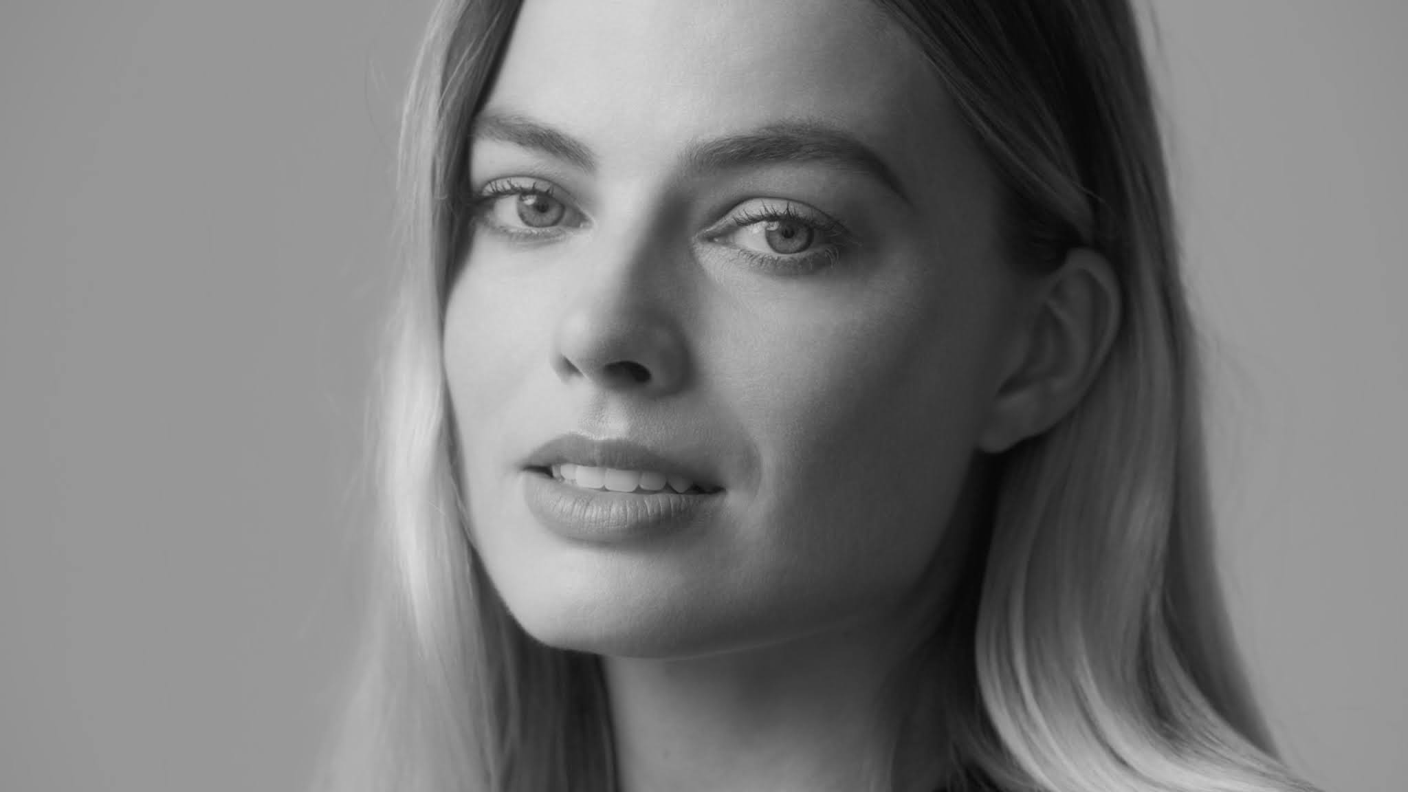 SNEAK PEEK : Margot Robbie: Chanel