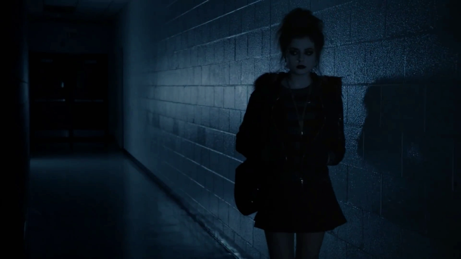 Scream: Resurrection Images Galore!