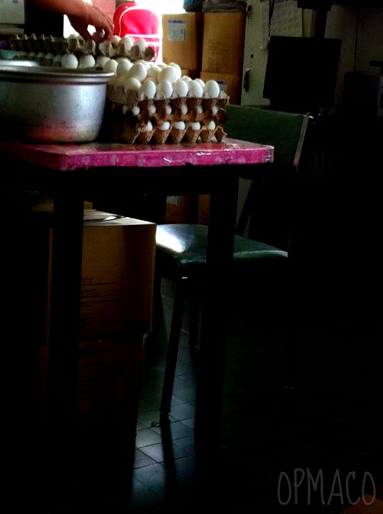 Tongue In A Lung: Ang Basag Na Itlog