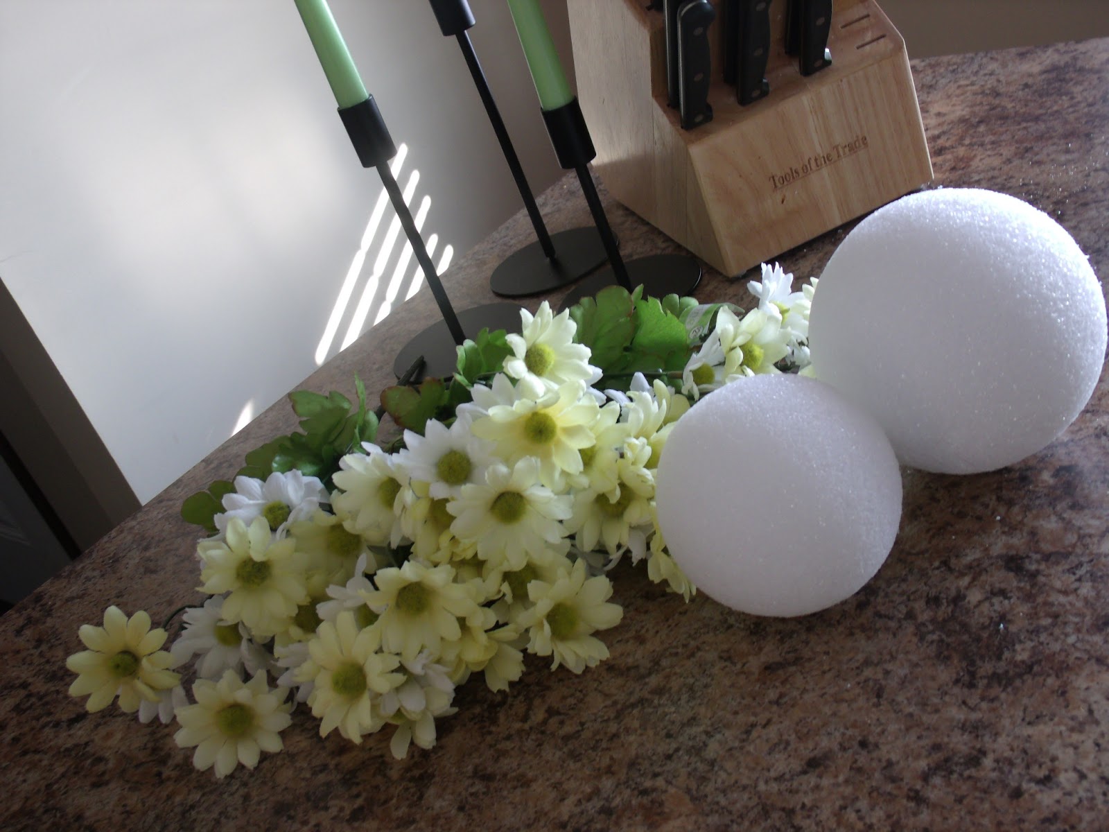 Everything in Between: Spring decor: Flower balls