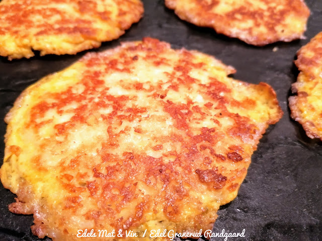 Edels Mat : Langos av halloumi med crème fraîche & lodderogn