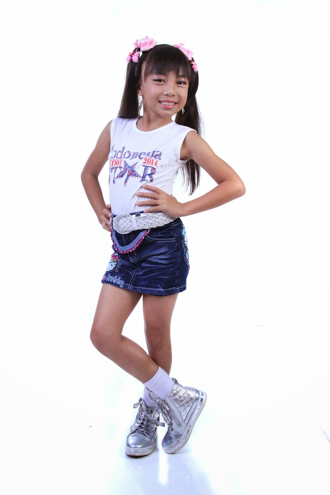 KlikLAMODE: TIRU KONSEP FOTO MODEL ANAK-ANAK