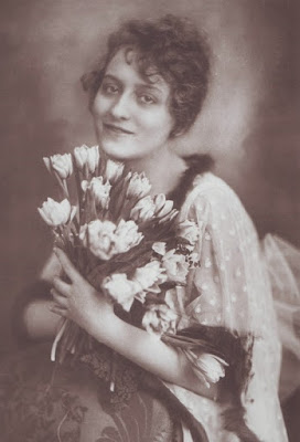 Eva May & Her Heartbreaking Suicide