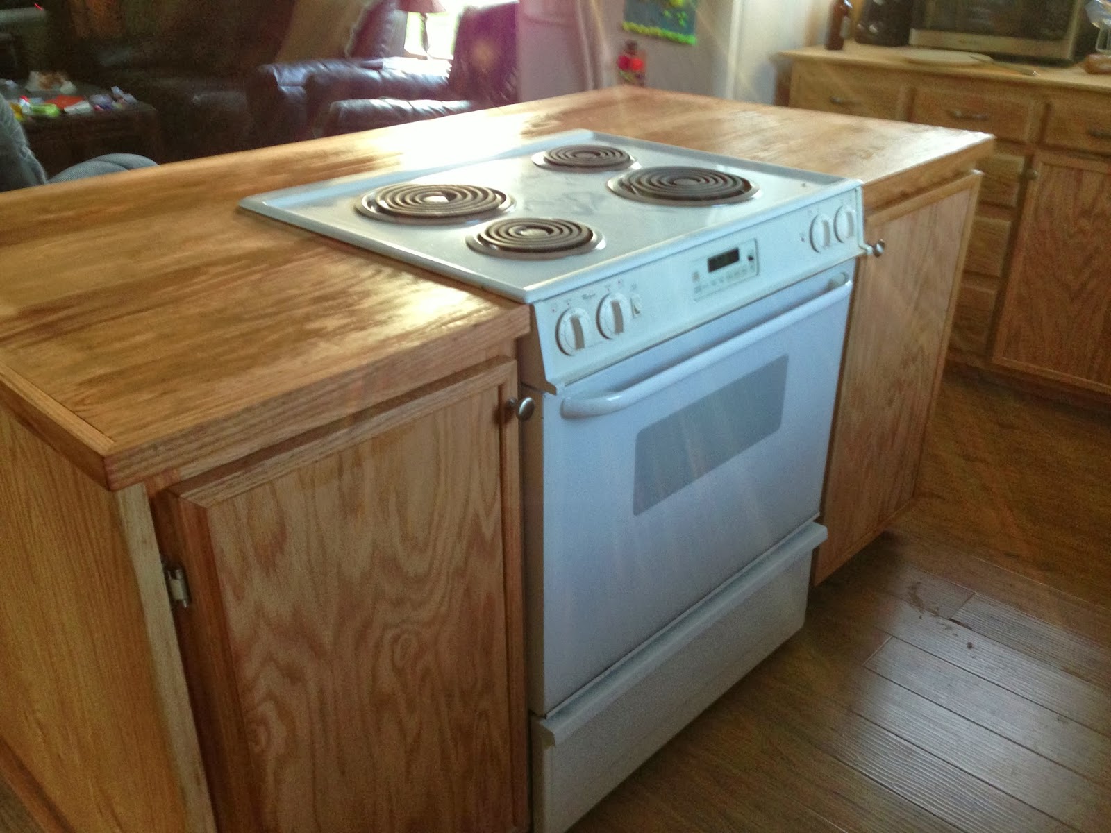 Little House on the 100 Farm: Homemade Counter Tops and More