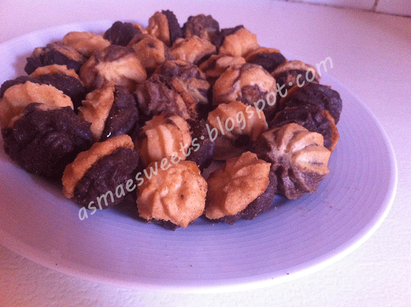 حلويات سهلة واقتصادية حلوة أو بوتيفور بلونين هش ورائع ~ Asmae Sweets