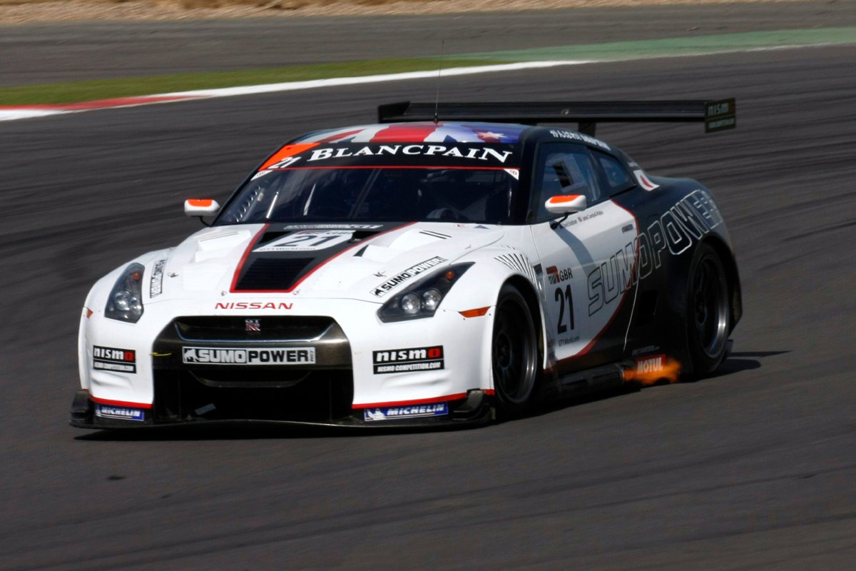 Nissan GT-R GT1