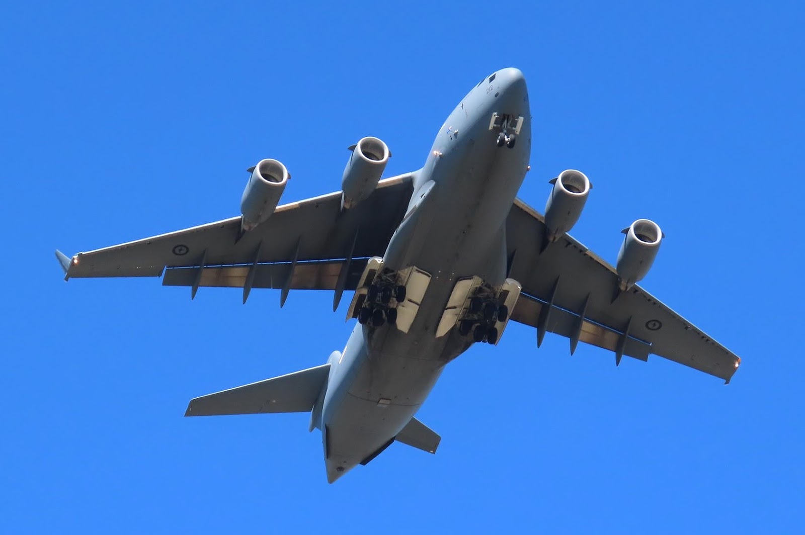 Central Queensland Plane Spotting: A Pair of RAAF Boeing C-17A ...