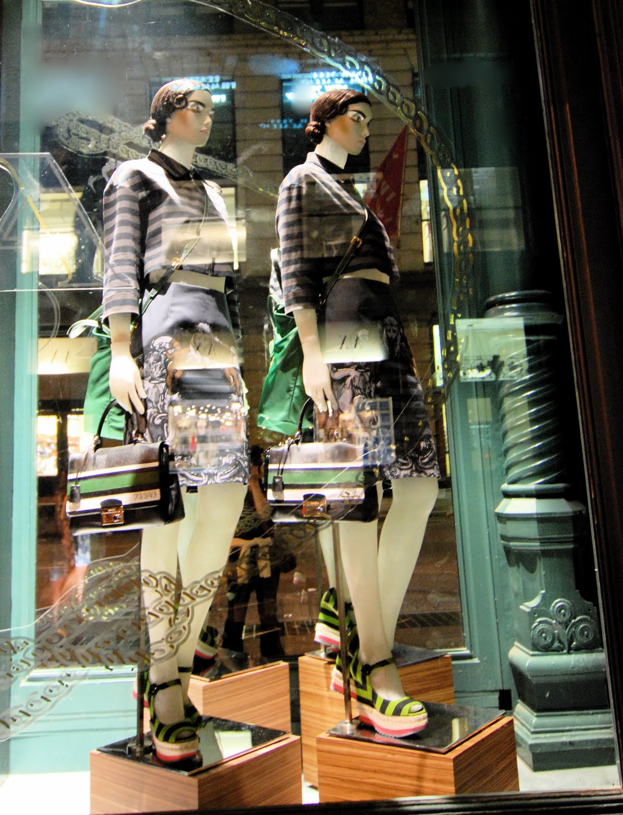MesVitrinesNYC: Prada flagship NYC