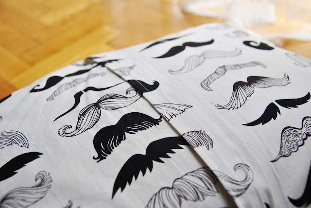 Where's My 'Stache? - //THE WARDROBE PROJECT//