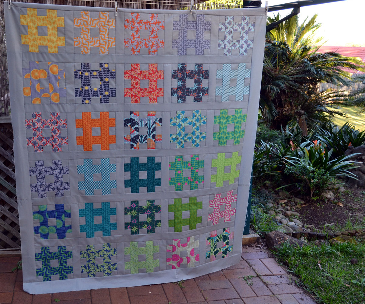 gemini stitches: WiP Wednesday - Hashtag quilt