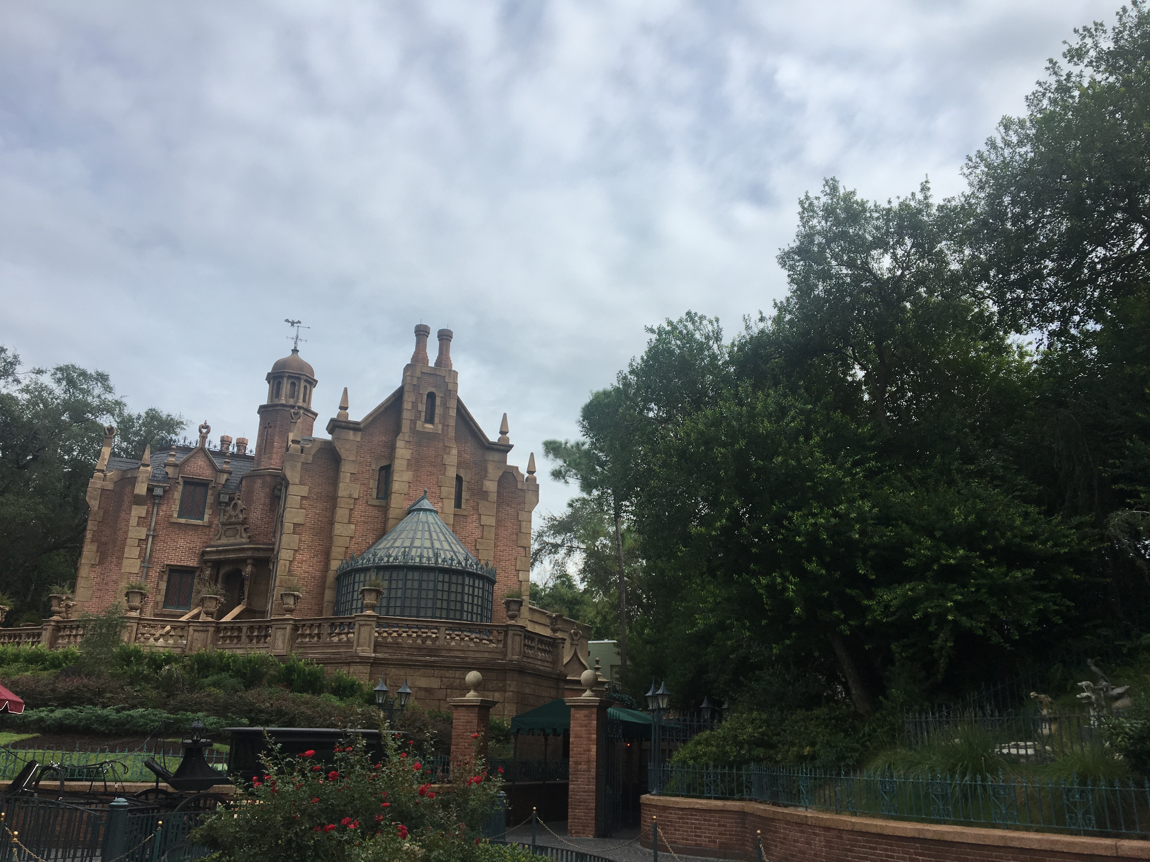 Haunted Mansion Magic Kingdom Guide