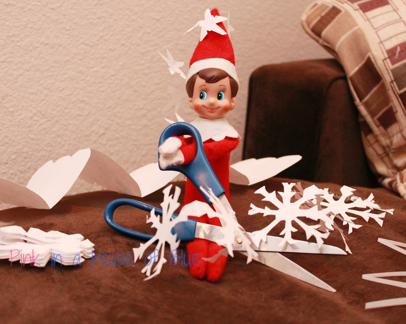 Pink In A House Of Blue: The Many Christmas Adventures of Luke Jeremiah ...