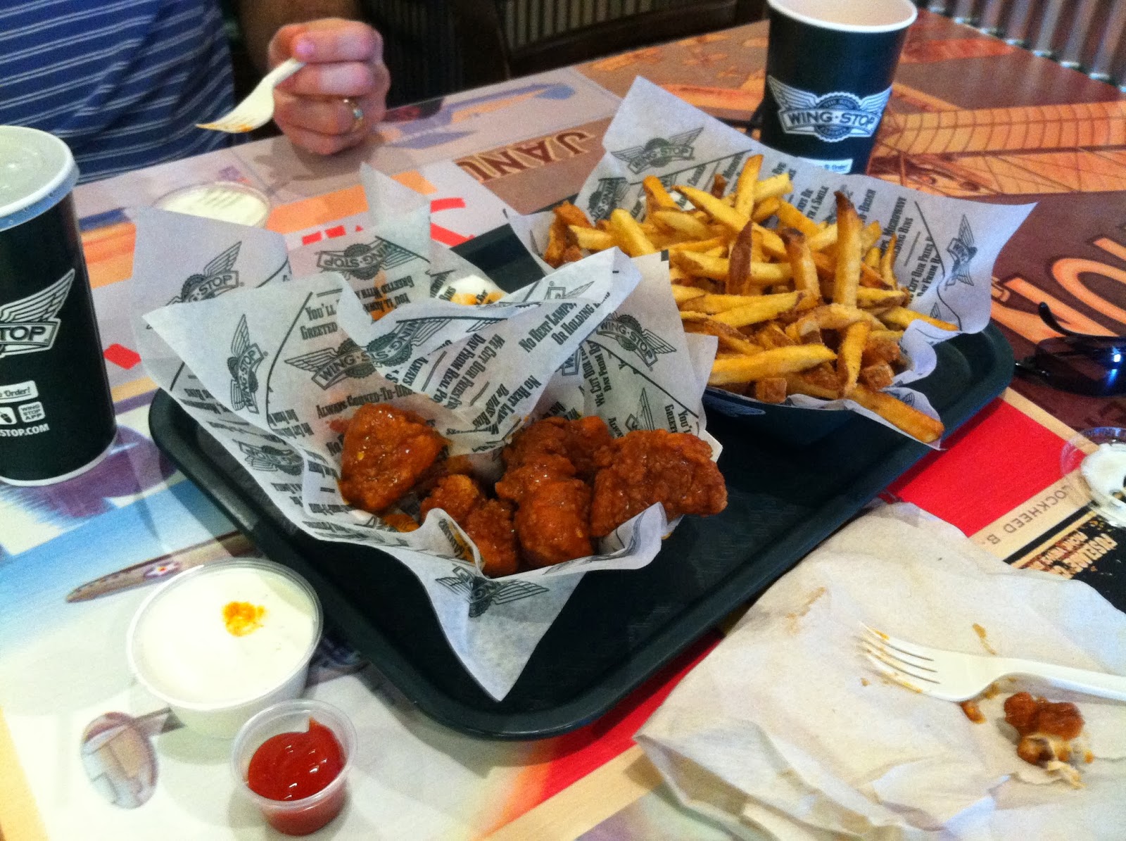 The Santa Cruz Food Blog: Wingstop