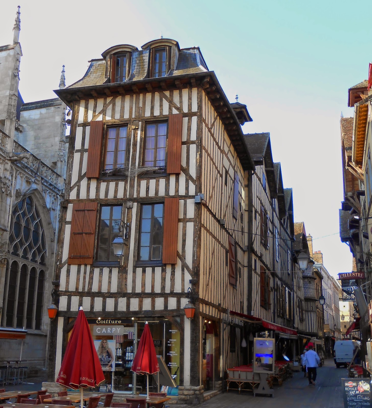 Beach-Combing Magpie: Medieval magic of Troyes...