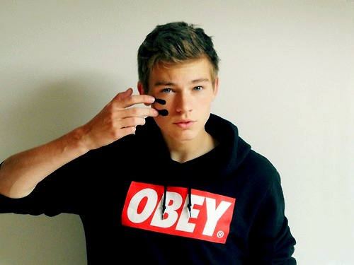 Blog do Nanti: BOYS | OBEY
