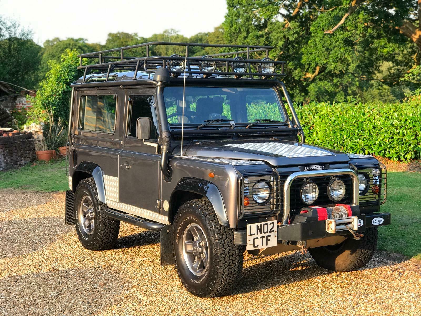 Landrover Defender: LAND ROVER DEFENDER TOMB RAIDER TD5 *WATCH VID ...