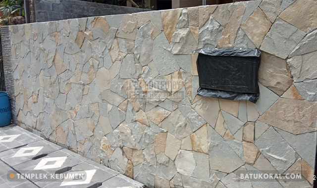 Pagar Rumah Dengan Batu Templek Kebumen ~ JUAL BATU ALAM MURAH ...