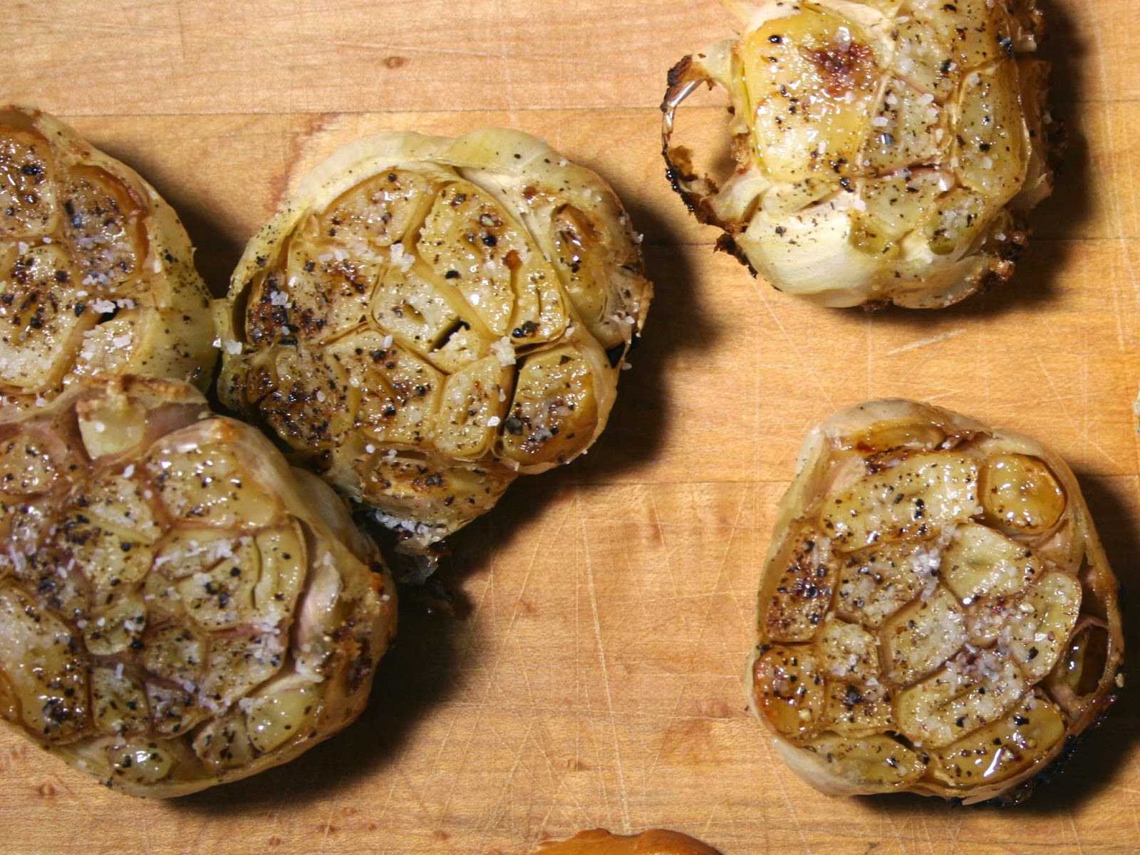Just A Darling Life: Oven Roasted Garlic: A DARLING Appetizer!