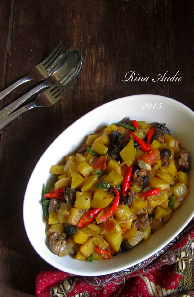 Oseng Pedas Manis Kentang Dan Ati Ampela - DapurManis