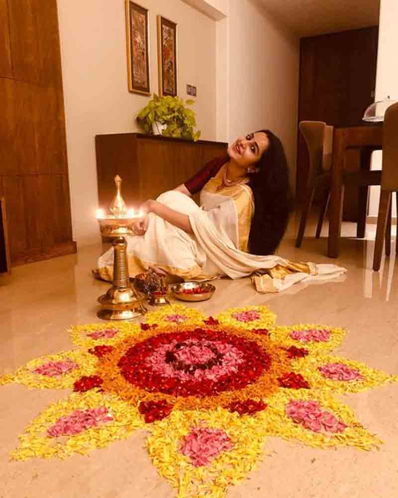 Bhamaa - Photos Plus