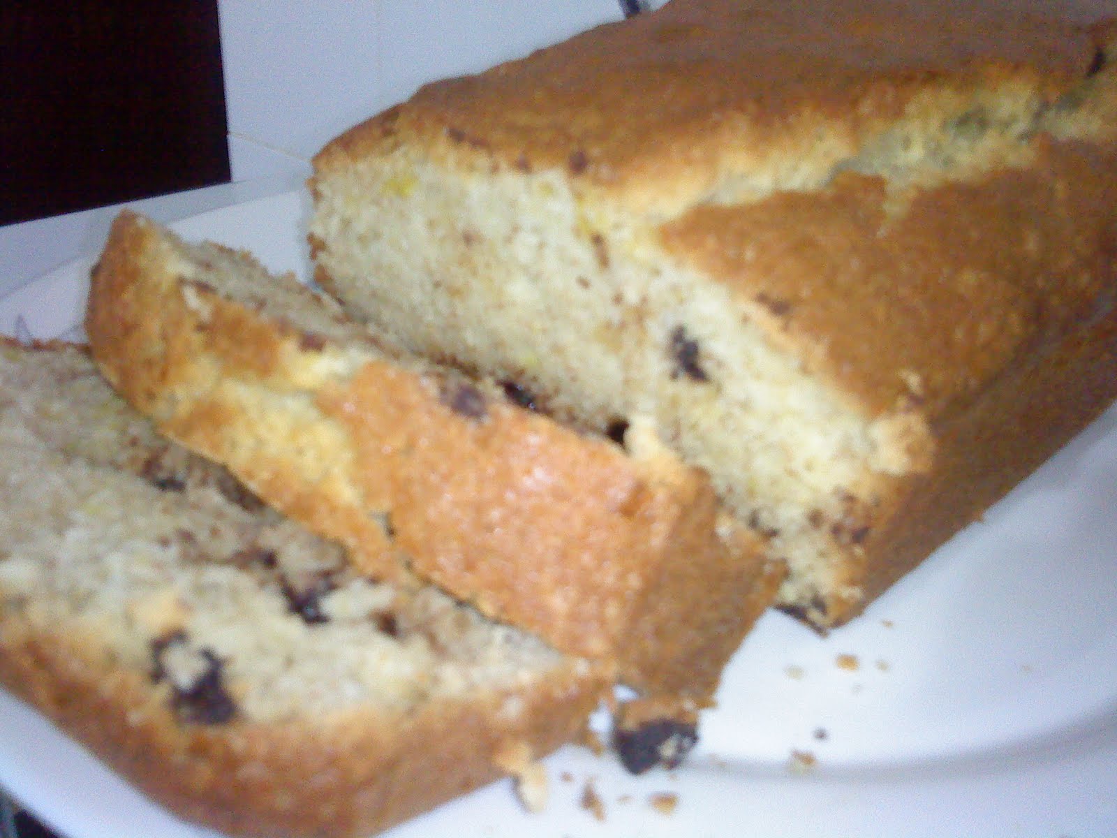 From Sakinah Omar's Kitchen: Kek Pisang Gebu Dengan Cip Coklat