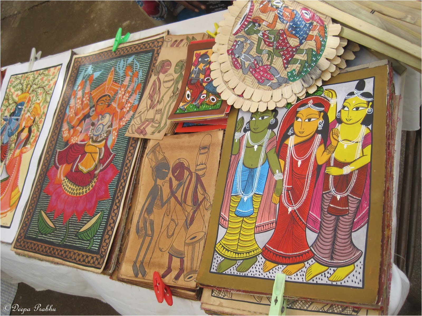 Palm leaf painting - Tala Pattachitra - Random Photography