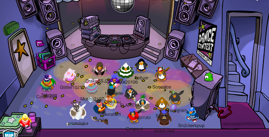 Club Penguin Rewritten GRADUATION PARTY 2021 | GUIDE + NEW Two Igloos ...