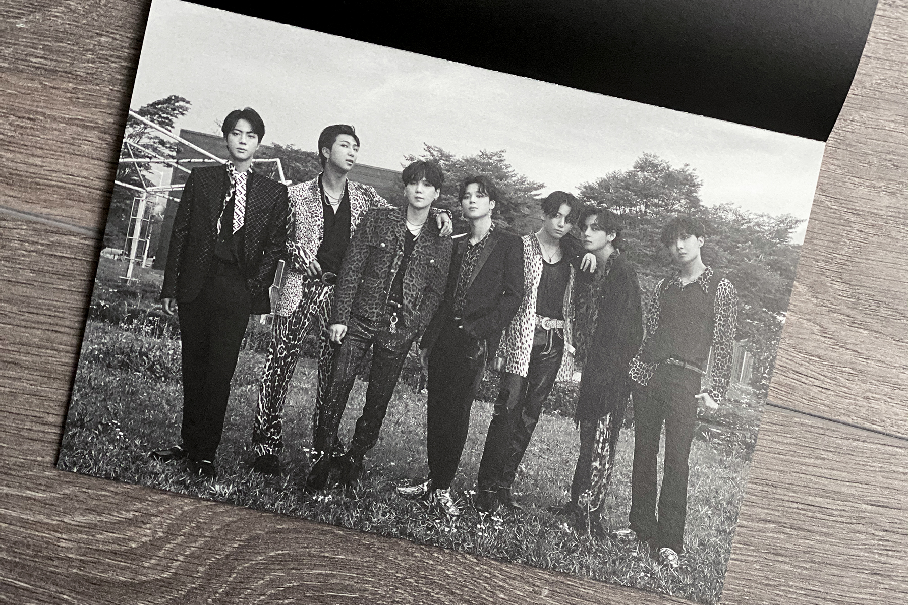 Unboxing: BTS — BE Deluxe Edition | CIRCUITS OF FEVER