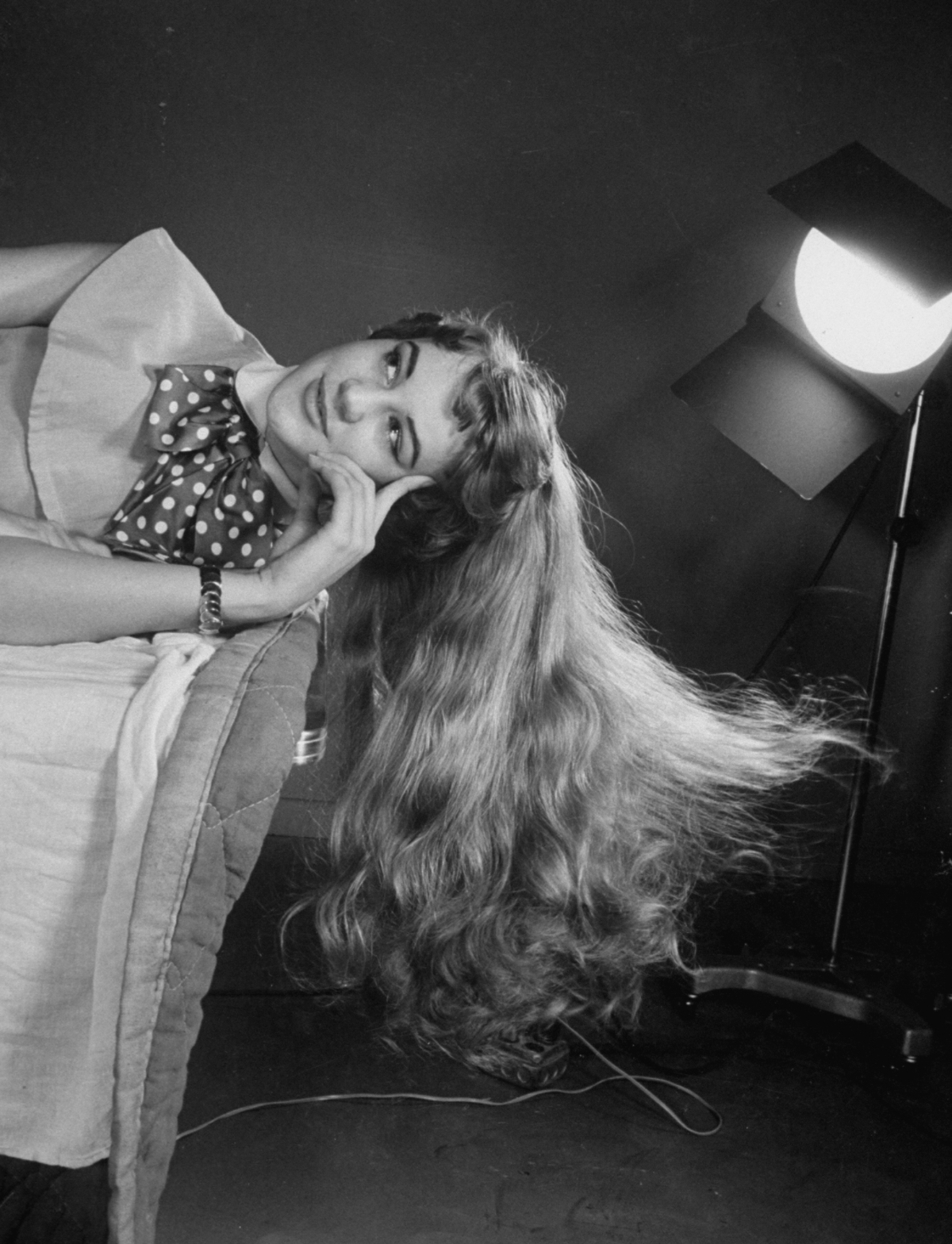 Behind The Scenes Photographs From A 1950s Casting Call For A Long Haired Model ~ Vintage Everyday