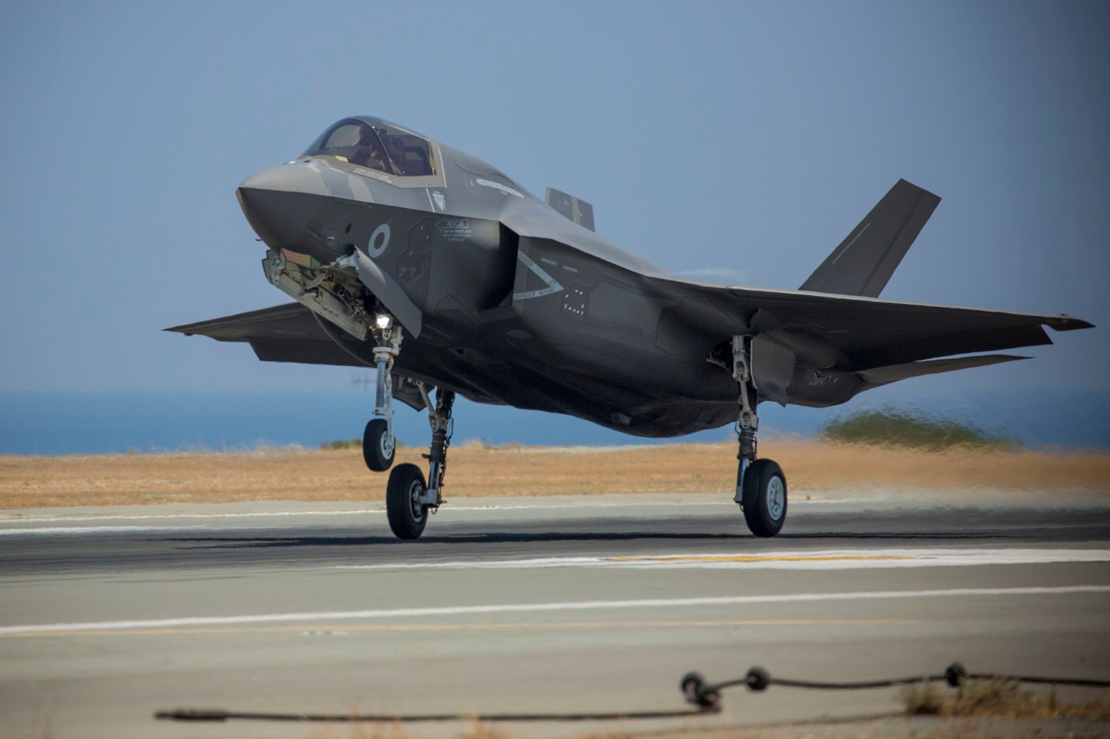 AAG_th บันทึกประจำวัน: เครื่องบินขับไล่ F-35B อังกฤษจะปรับปรุงระบบตรวจ ...